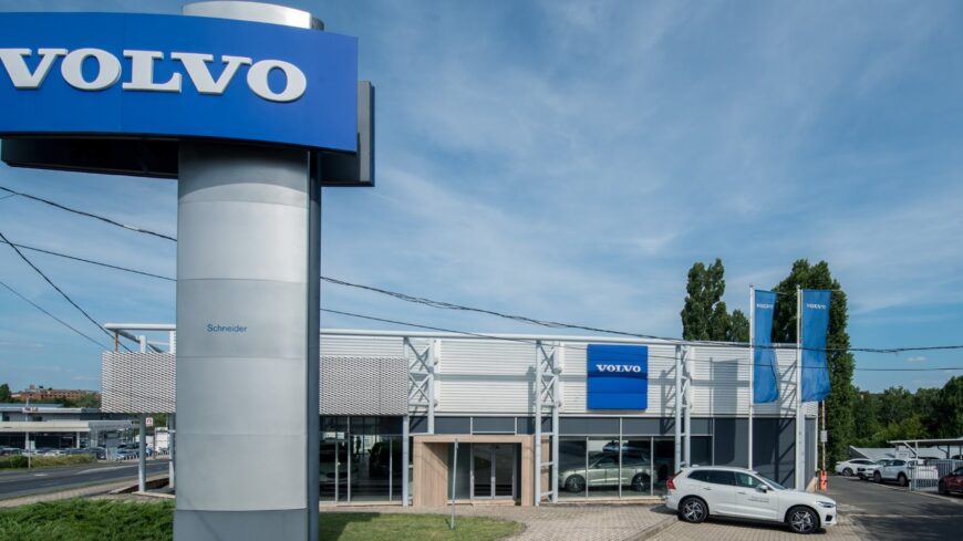 VOLVO XC90 - Volvo Schneider Autóház