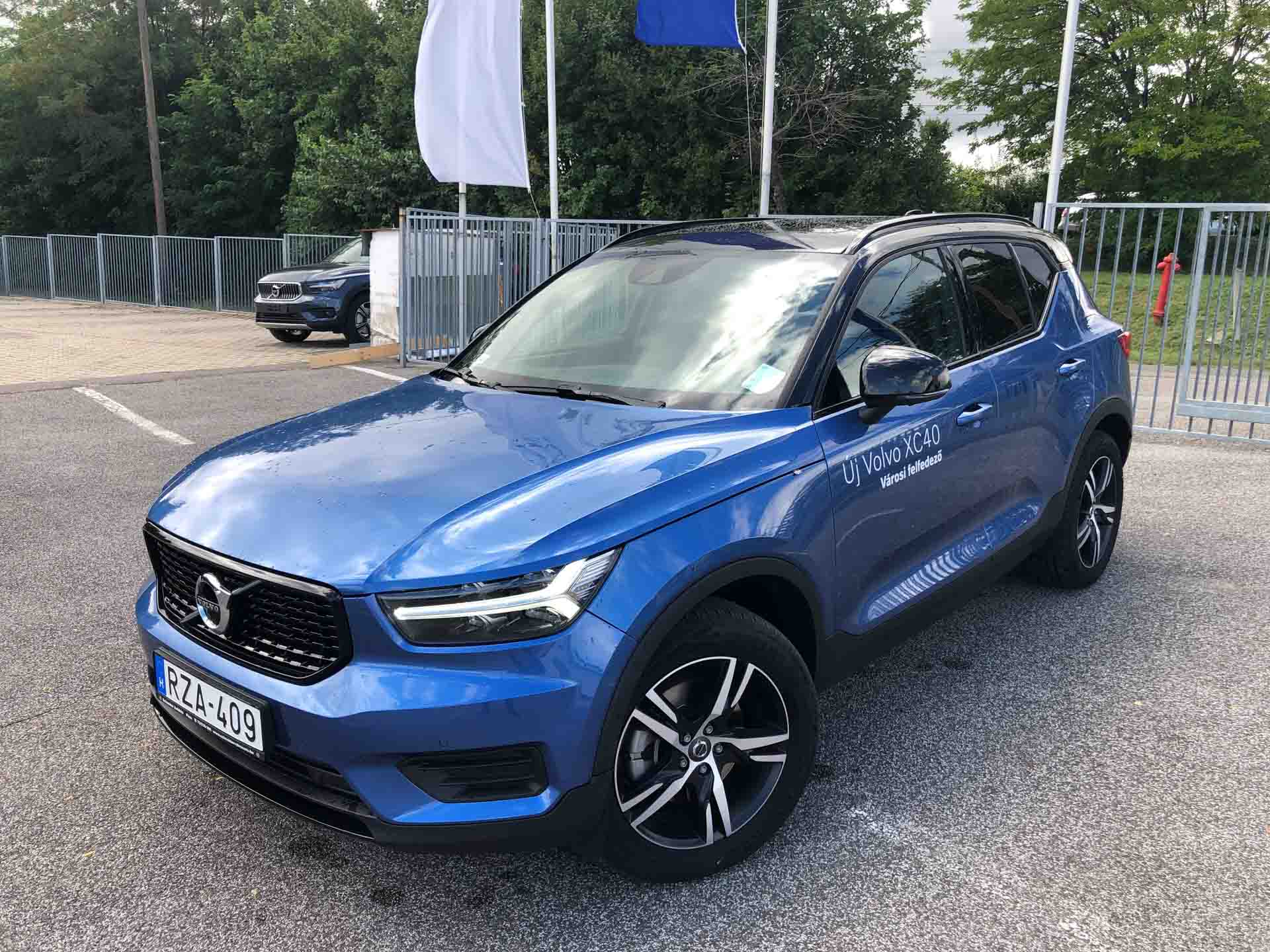 Volvo online bemutatóterem - Volvo Schneider Autóház